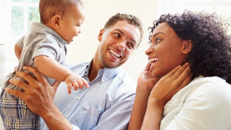 'Parentese' não é apenas conversa de bebê e aumenta as habilidades de ...